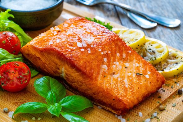 Salmon is tastier when coated in 1 simple item French chef loves 10 ...