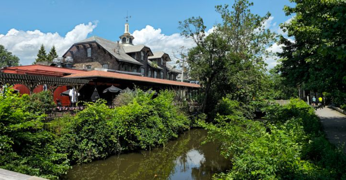 This picturesque canal path in New Jersey feels like walking through a ...