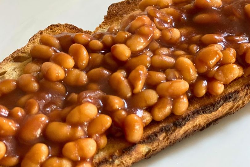 Baked beans will be tastier and richer if you add 1 simple ingredient ...