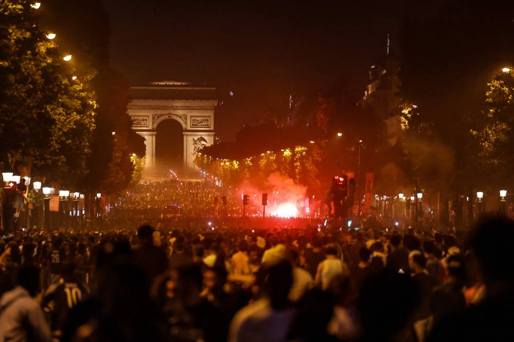 Hundreds arrested as clashes erupt in Paris on PSG victory night