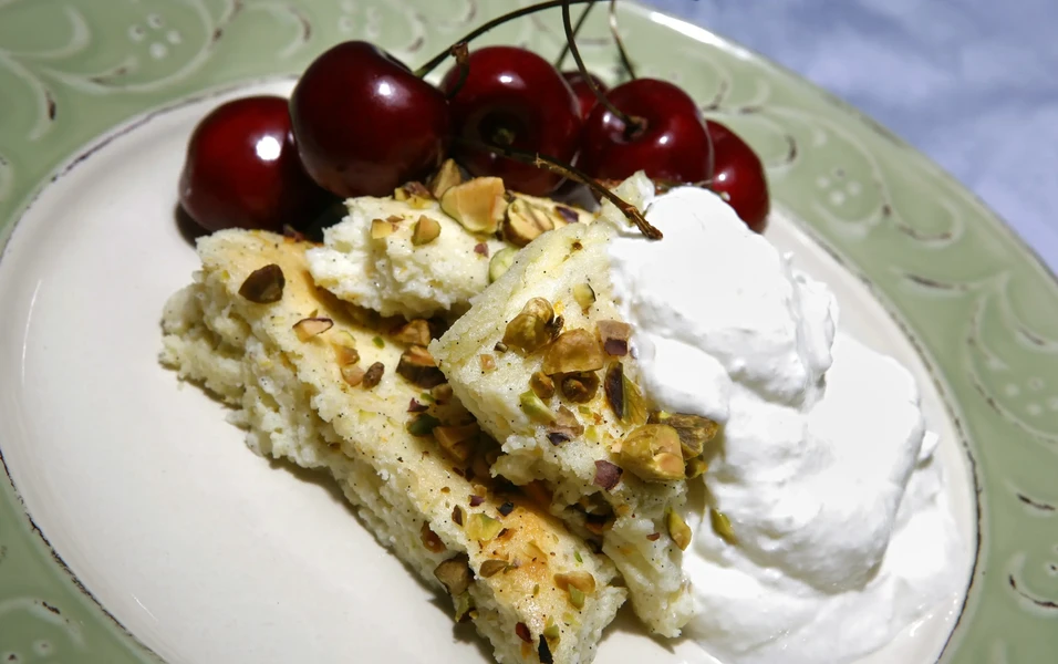 Yogurt cakes that melt in your mouth