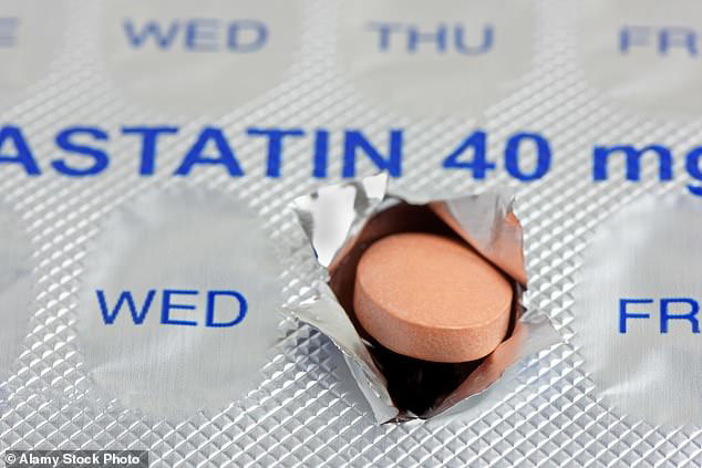 Healthy people 'should be treated with statins to slash heart attacks ...