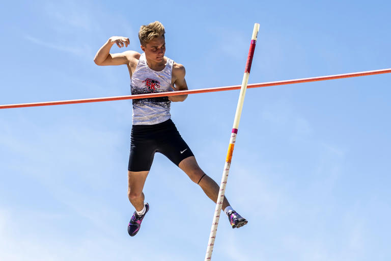 2026 MHSAA LP Division 1 girls track & field finals: Oak Park earns ...