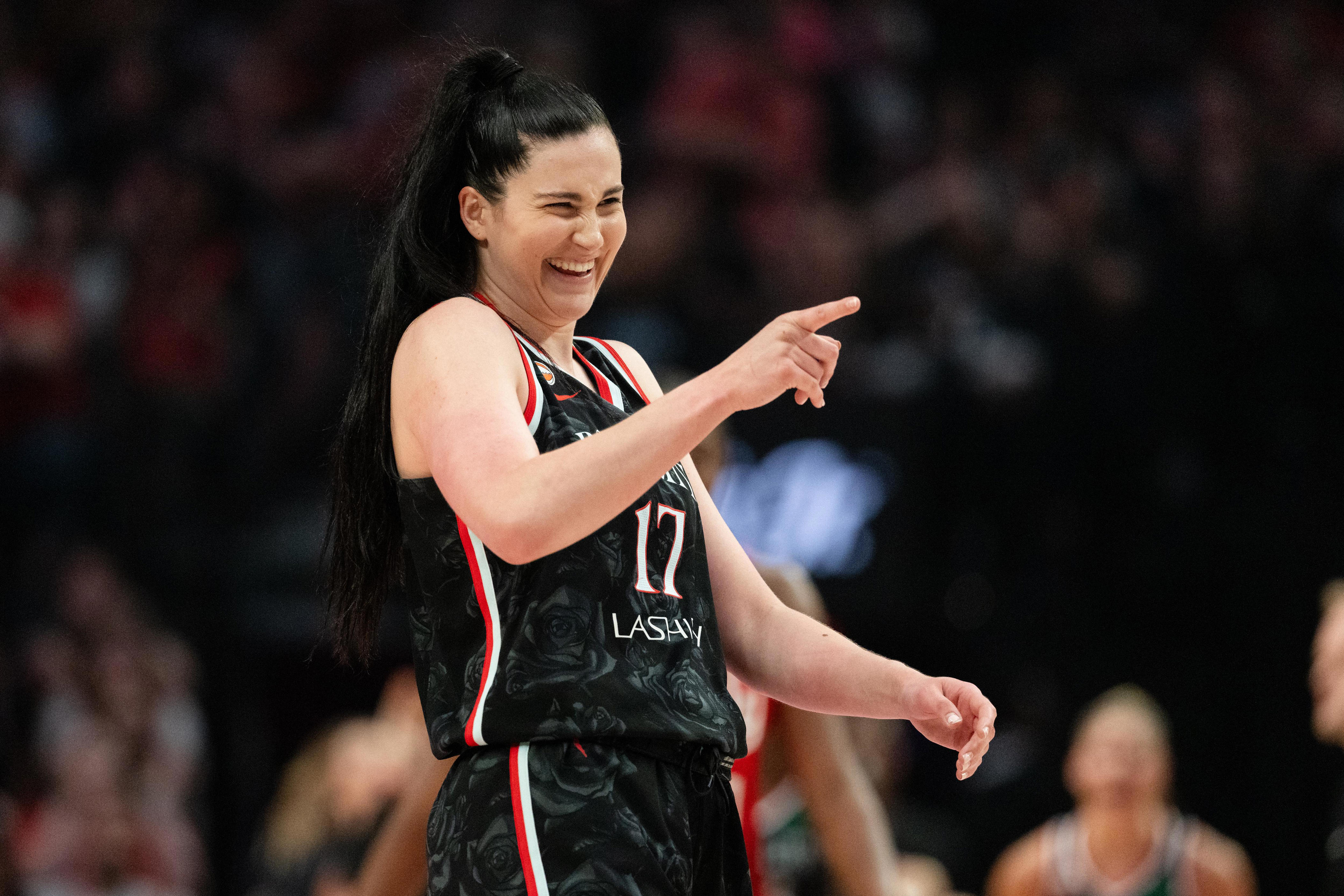 Talk Portland Fire vs. Golden State Valkyries WNBA action here!