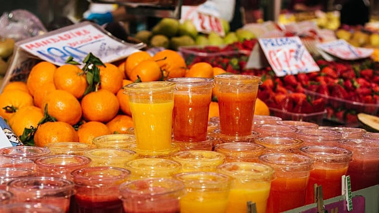 Saft oder ganze Frucht: Zählt das Frühstücksglas zu den 5 am Tag?