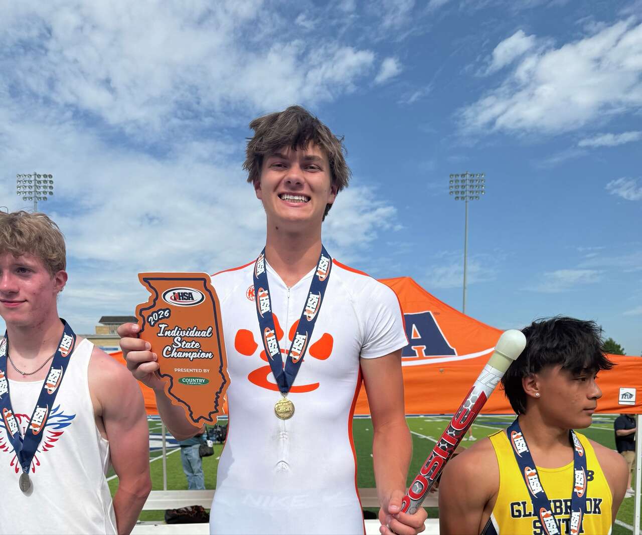 Parker Owens wins state pole vault title, caps perfect season for ...