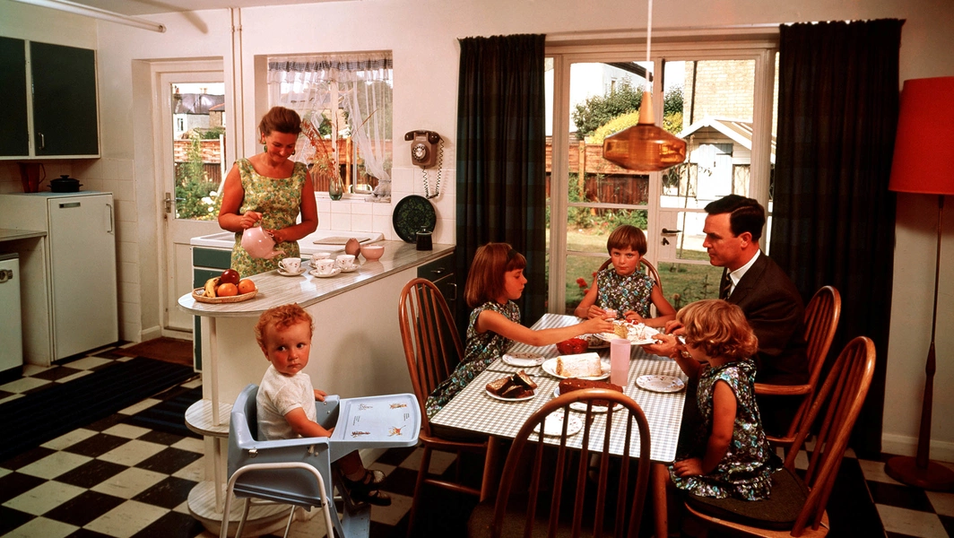 17 everyday baby boomer habits that have faded away