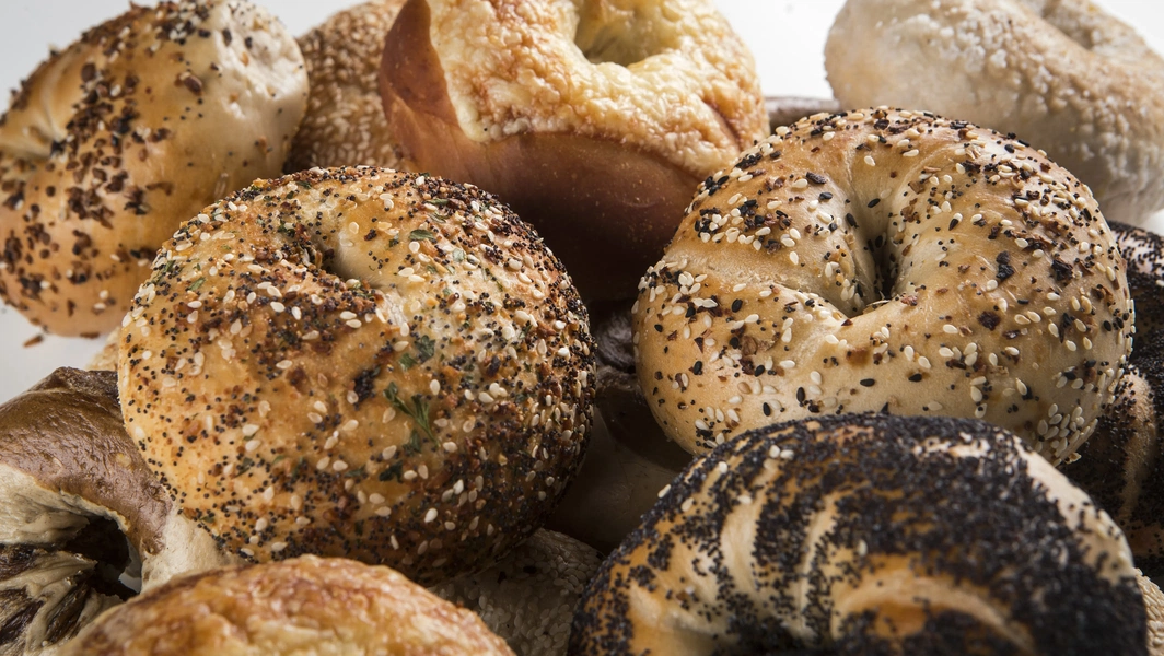 15 best bagels from supermarkets to bakeries