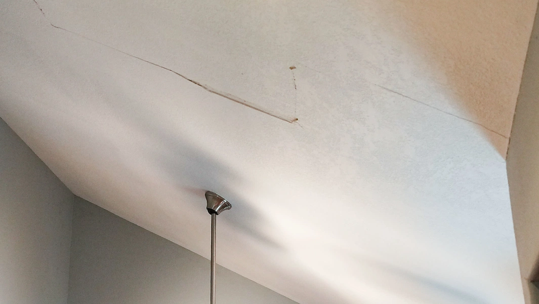 6 silent signs your home may be in trouble