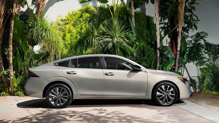 Nissan's cheapest car starts at just over $20K and is surprisingly ...