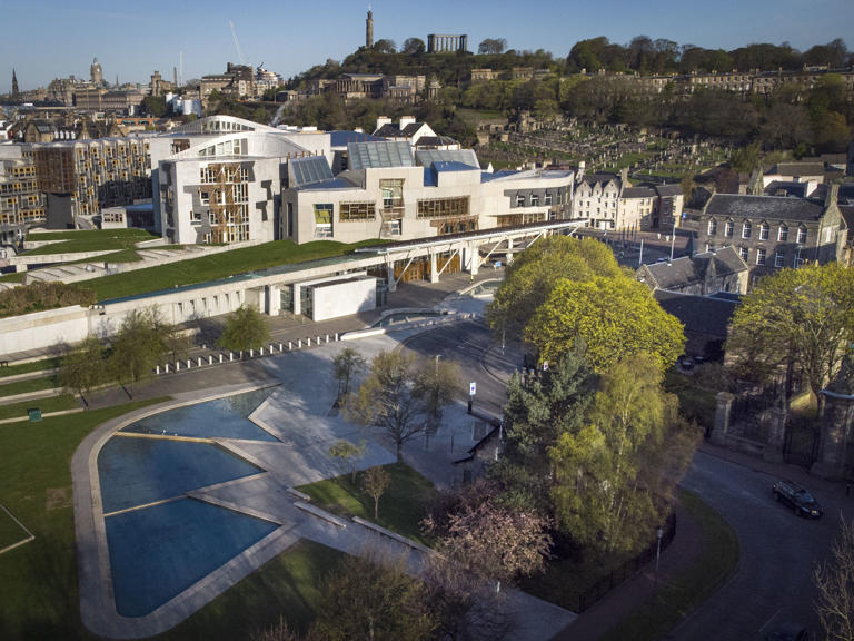 Stephen Kerr - Holyrood works best when it feels alive, and slightly ...