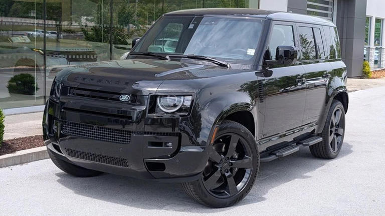 12 family SUVs that have some serious power