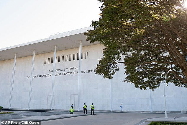 Trump cancels America's 250th birthday concert as he blasts 'boring ...