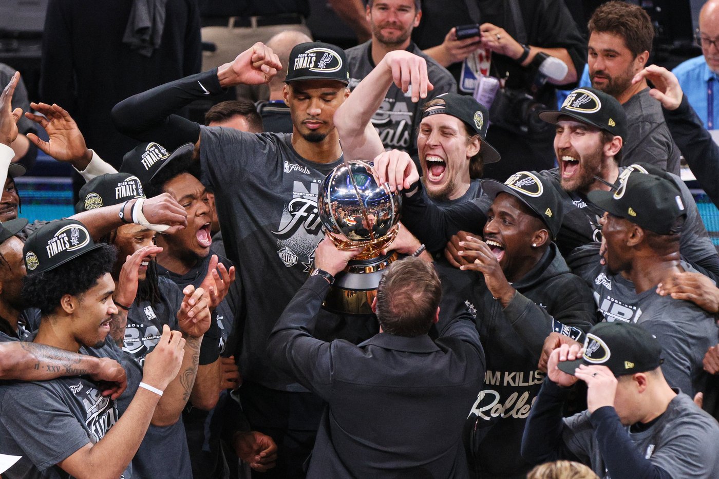 Wembanyama, Spurs win the West, topple Thunder 111-103 in Game 7 to ...