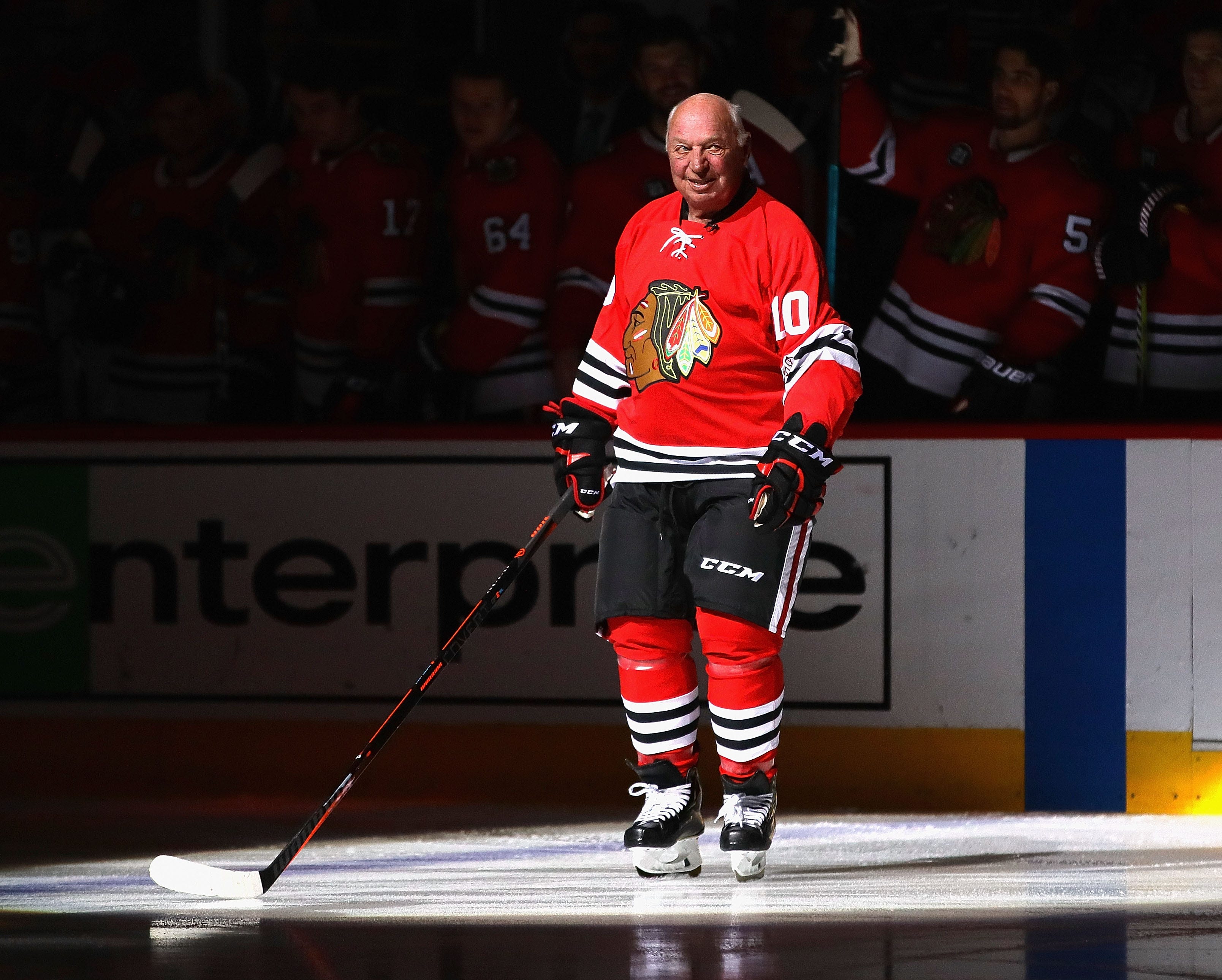 Former Blackhawks player Dennis Hull, brother of Bobby Hull, dies at 81