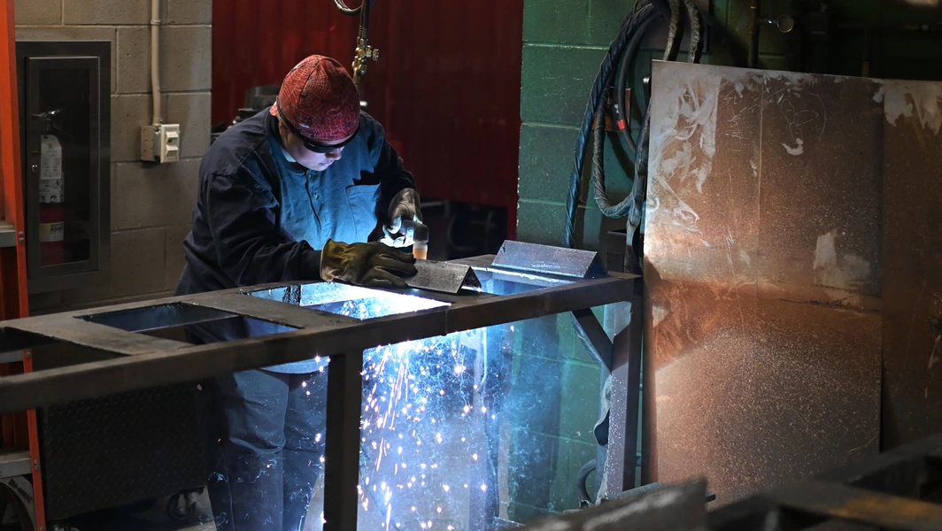 Young trades hopefuls face stigma despite $6B federal boost