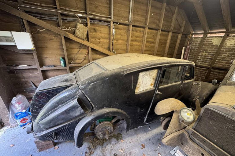 Rare pre-war classic cars found in Cambridgeshire barn sell for £110,000