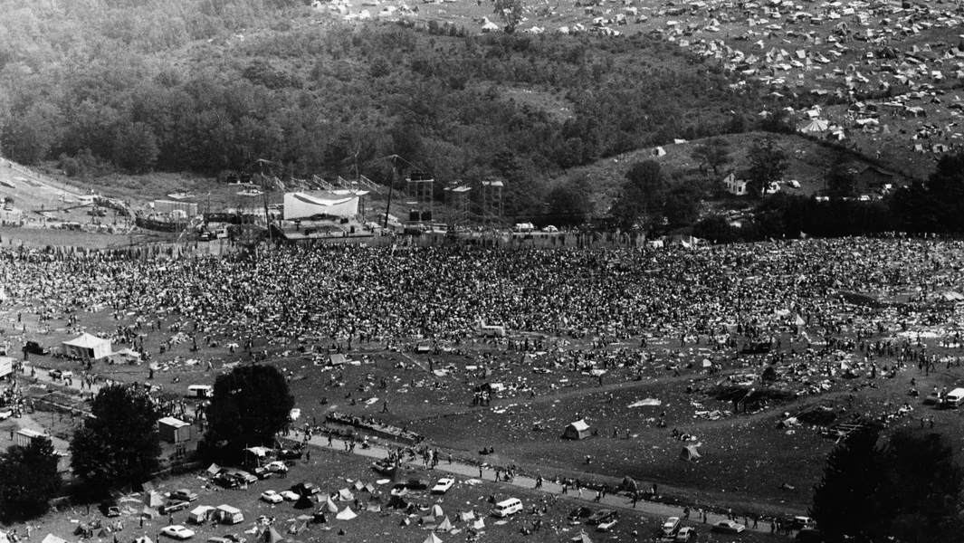 18 defining moments of the hippie era