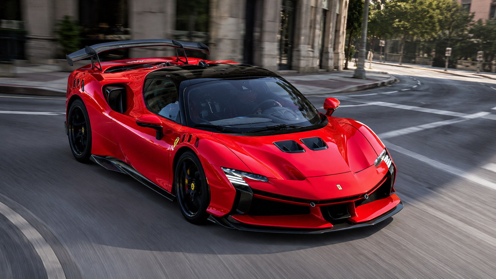 Ferrari SF90XX mit 1030 PS im Test auf der Straße