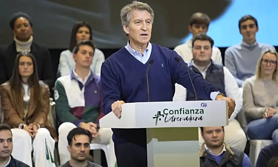 Feijóo vincula la «carta a la ciudadanía» de Sánchez con el toque de ...