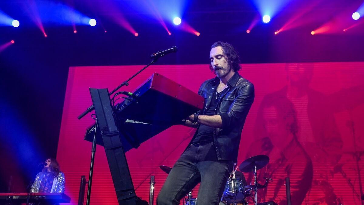 Coronas share update after guitarist suffers medical emergency on stage ...