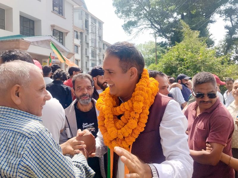 BJP takes early lead in Dharamsala MC polls; wins 6 of first 8 wards