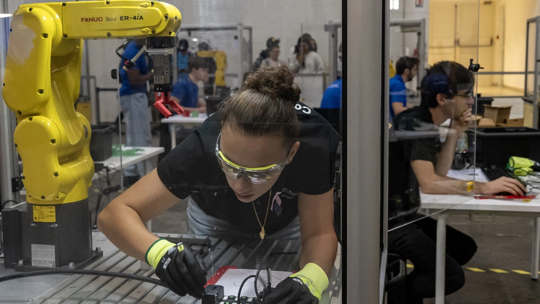 Young trades hopefuls face stigma despite $6B federal boost