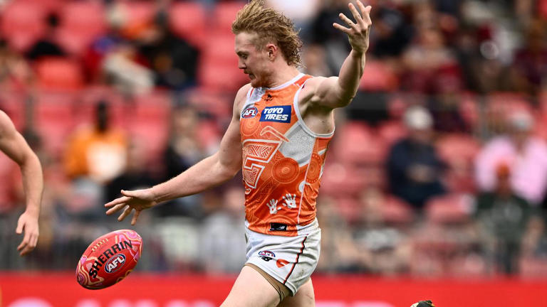 Giants swamp Demons in second half as Callaghan shines