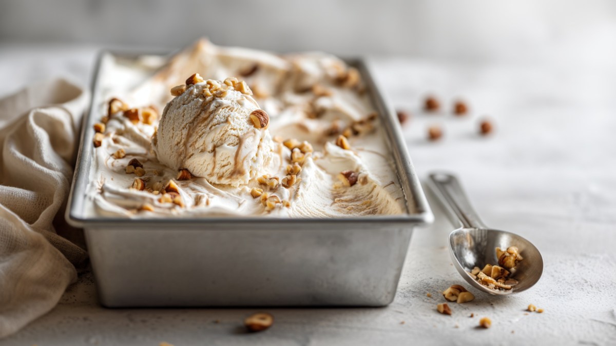 Für alle Nuss-Fans ist dieses Eis ein Muss