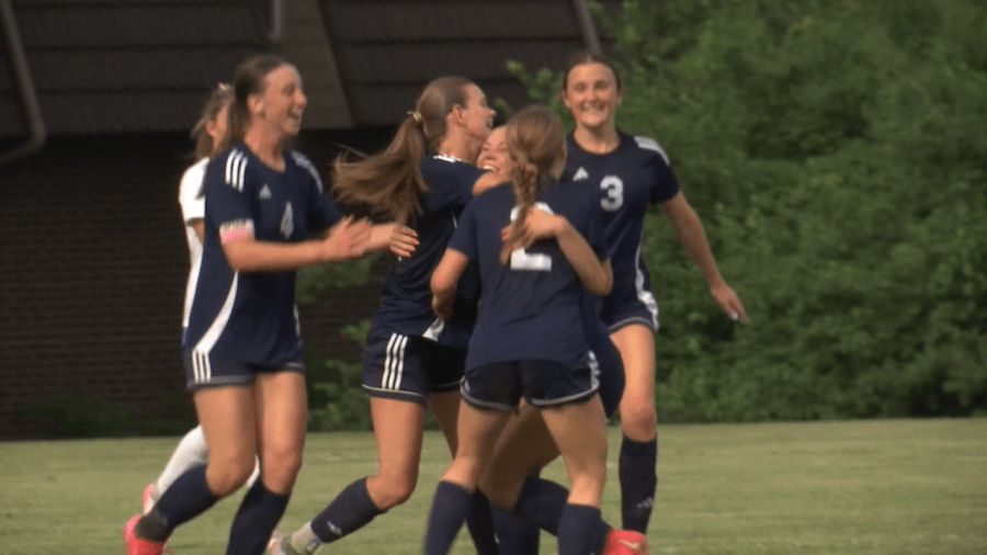 Hayden soccer completes perfect season, wins 4-1A state championship