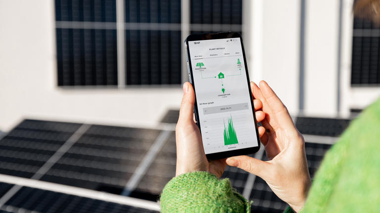 Solar panels can still save money when it's cloudy — here's the difference