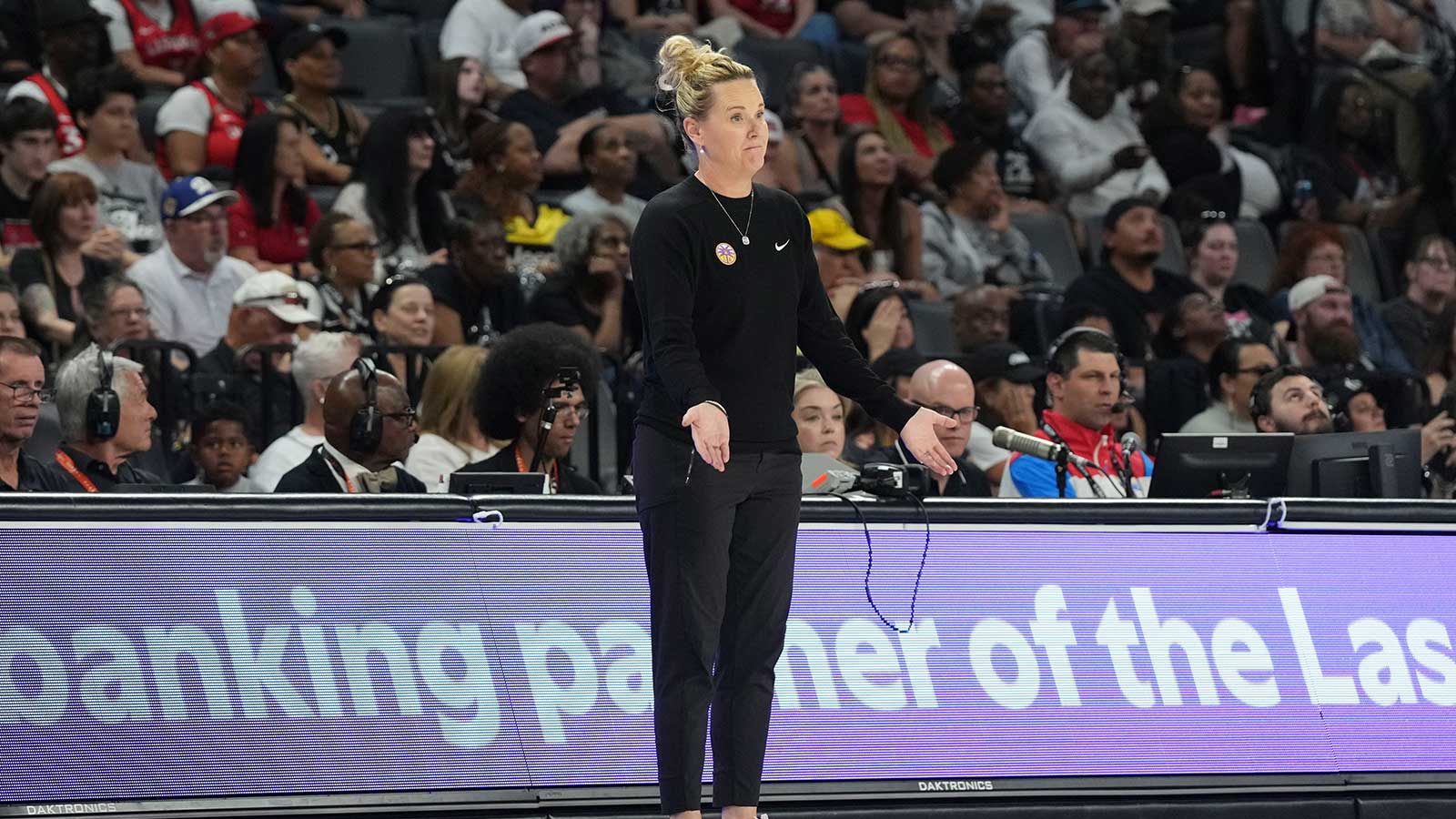 Lynne Roberts’ brutal admission after disappointing loss to lowly Sun