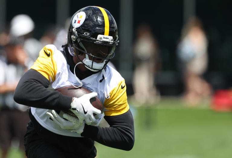 Predicting the Steelers 2-deep on offense after OTAs