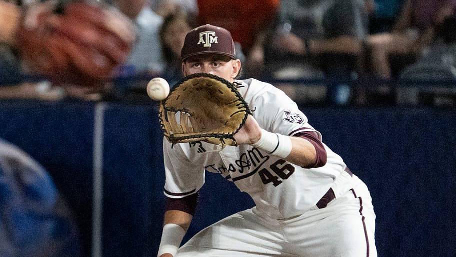 The moment that completely changed Texas A&M's regional blowout win ...