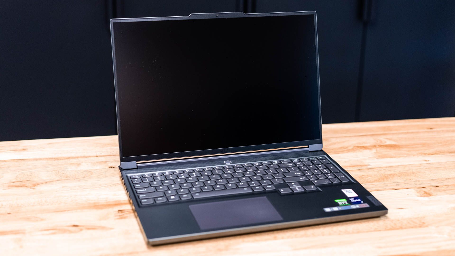 Pressing Shut Down on Windows doesn't actually shut down your PC—and ...