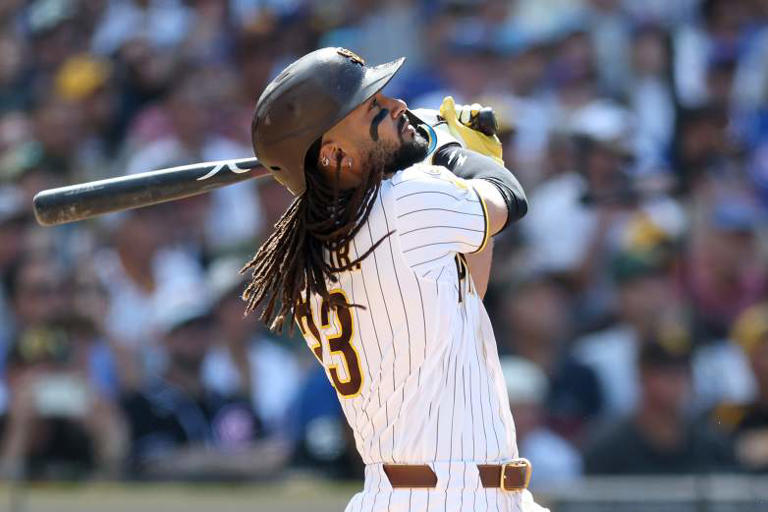 Padres issue 4-word message after Fernando Tatis Jr. snaps home run drought