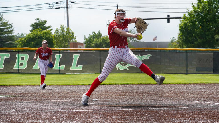 'Red Sea' watches Kings softball claim first-ever regional title