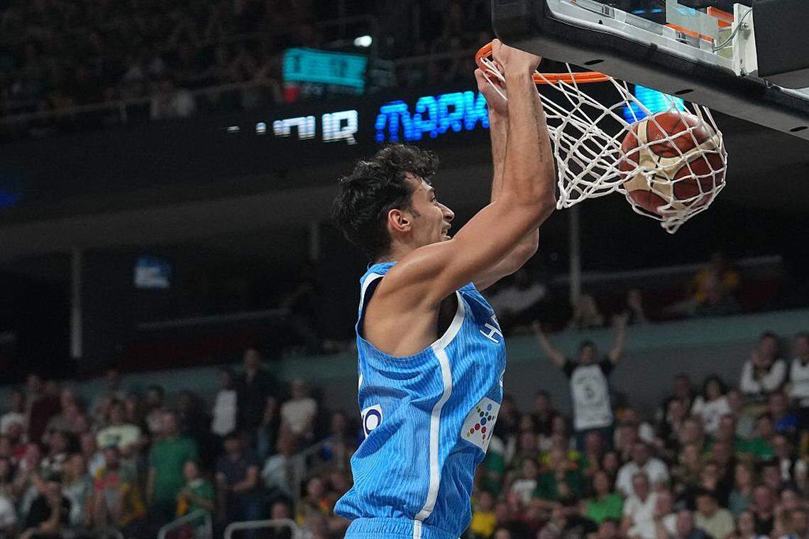 UNC men's basketball adds commitment from Greek star. Meet Alexandros ...