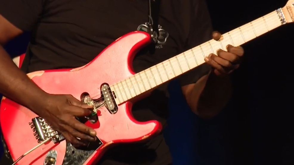 Ohio Valley musicians showcase talent at CA House as live music ...
