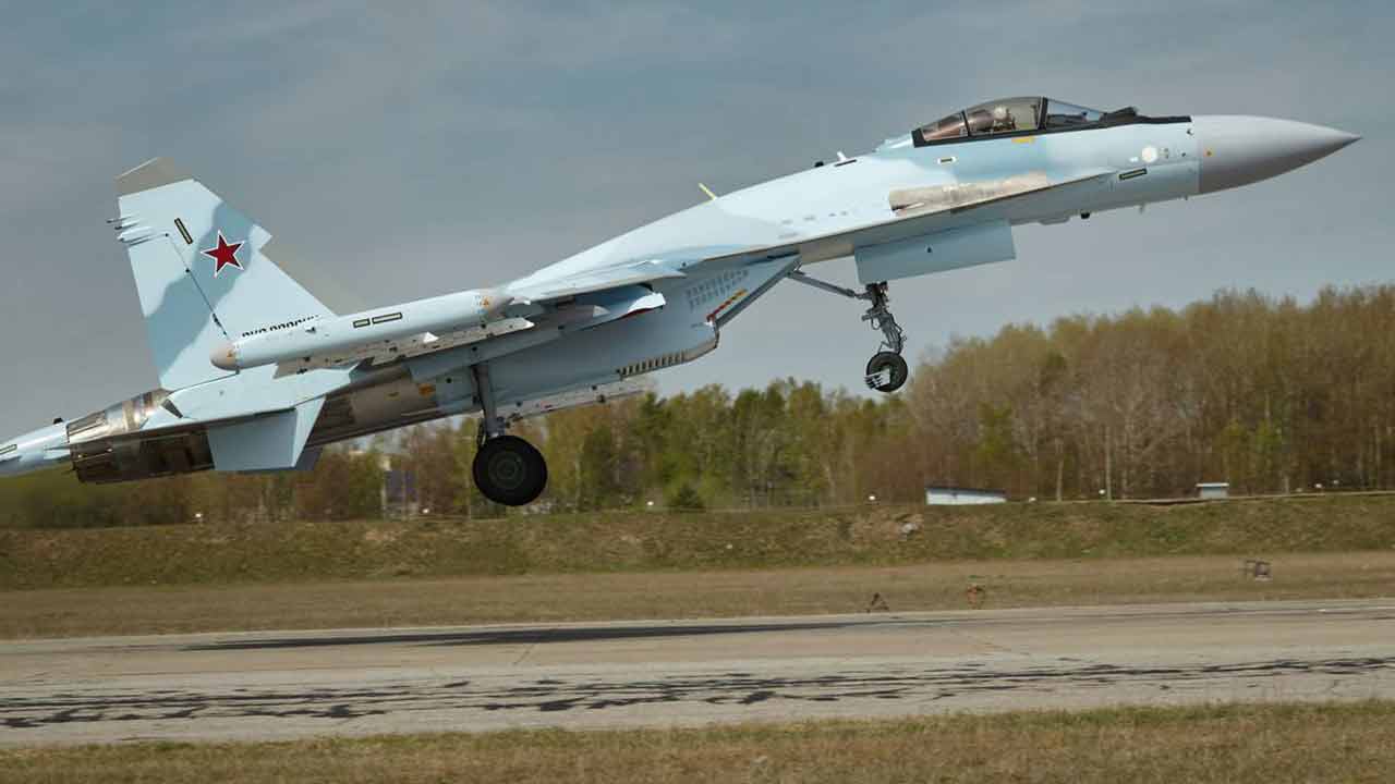 Russia strengthens air fleet with new Su-35 fighters amid war in Ukraine