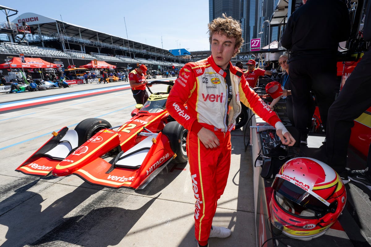 Alex Palou outfoxes tricky Detroit street course for third-straight ...
