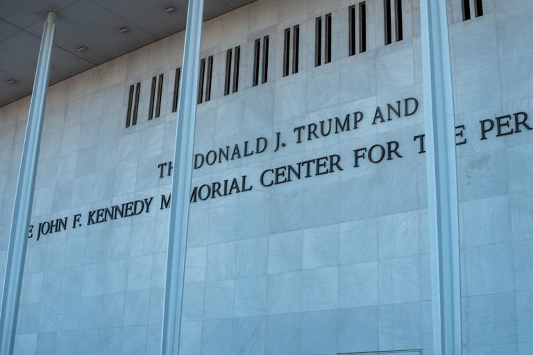 Trump rages over Fed judge who ordered his name off Trump Kennedy ...