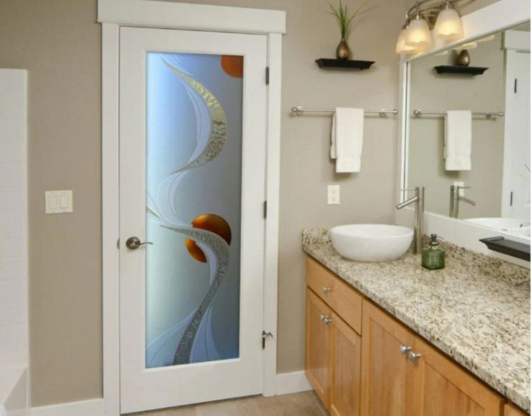 6 inspirasi pintu kamar mandi aesthetic untuk tampilan modis