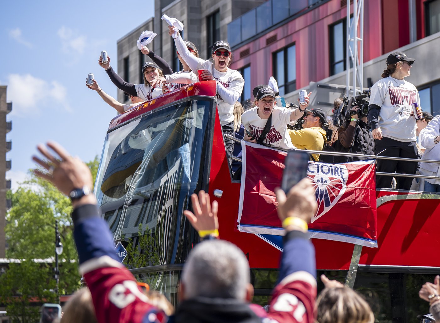 ‘So much love’: Montreal Victoire celebrate cup win with parade, beers ...