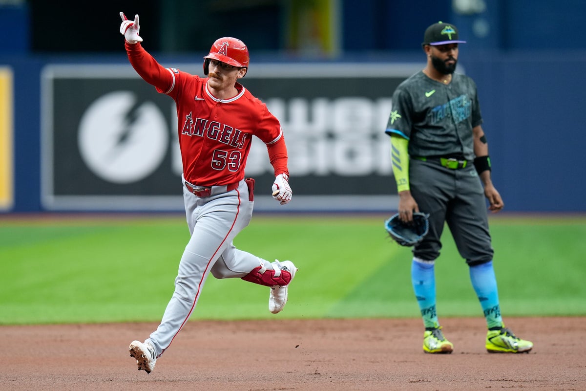 Wade Meckler conecta su primer grand slam y los Angelinos aplastan 14-3 ...