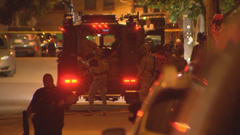 Man arrested after domestic robbery turns into SWAT situation, police say