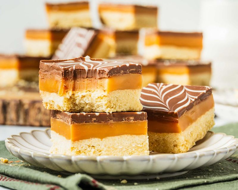 18 sweet traybakes that keep turning up in British kitchens