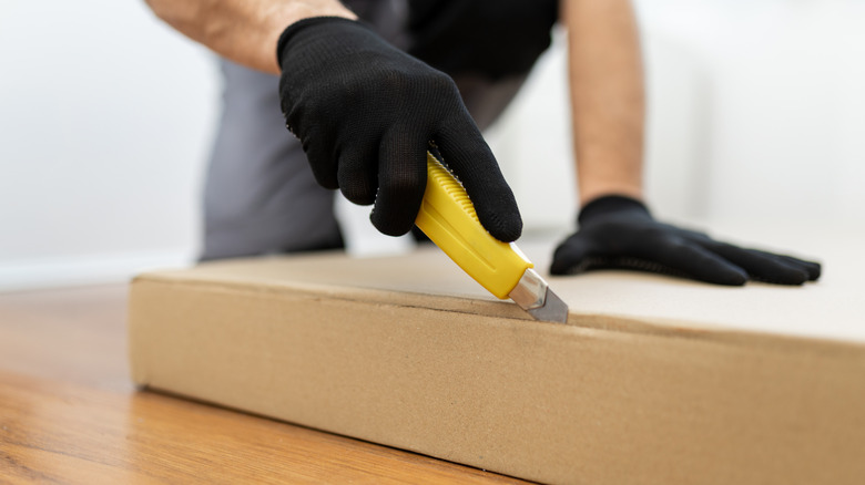 Turn old cardboard into an adorable, eco-friendly way to decorate your ...
