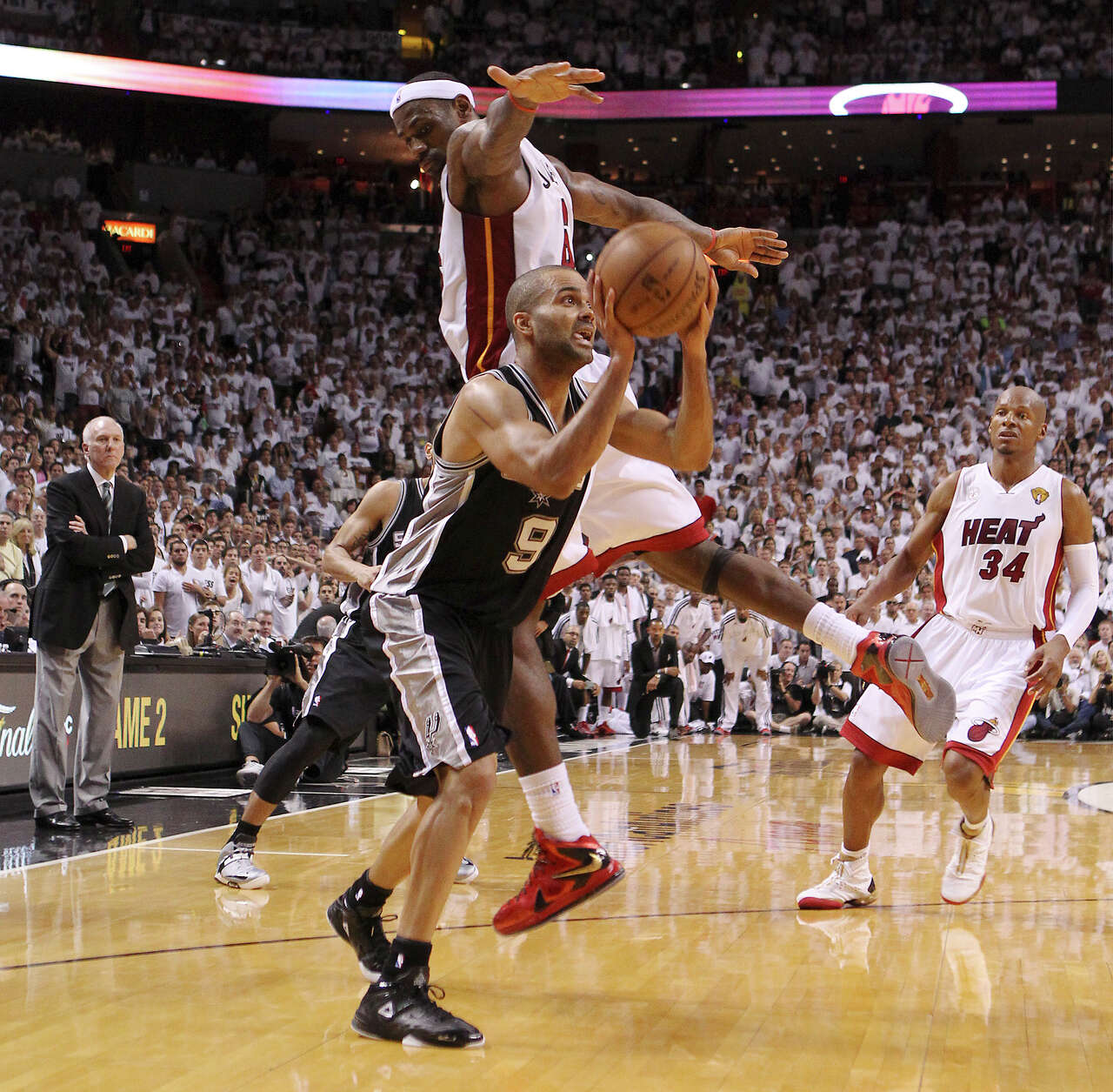 Top 10 biggest shots in San Antonio Spurs history