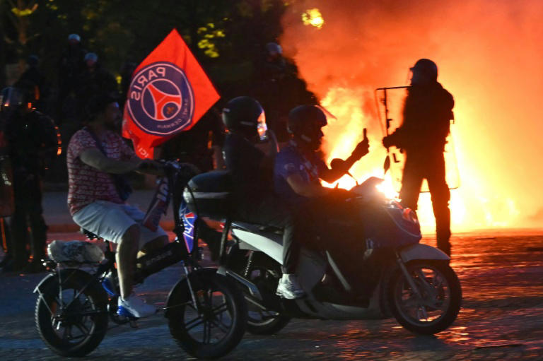 Hundreds arrested as clashes erupt in Paris on PSG victory night